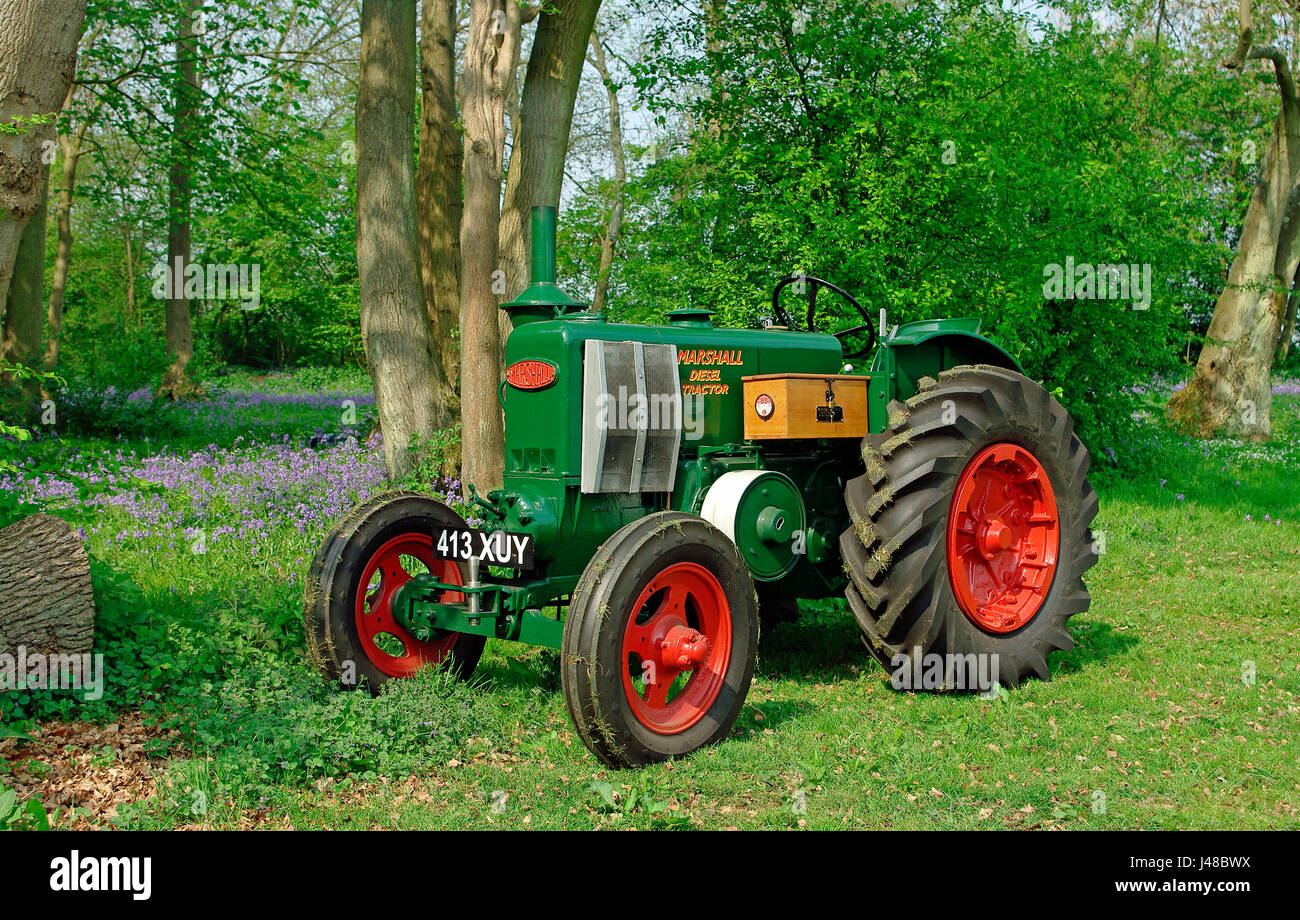 Ww2 tractor hi-res stock photography and images - Alamy