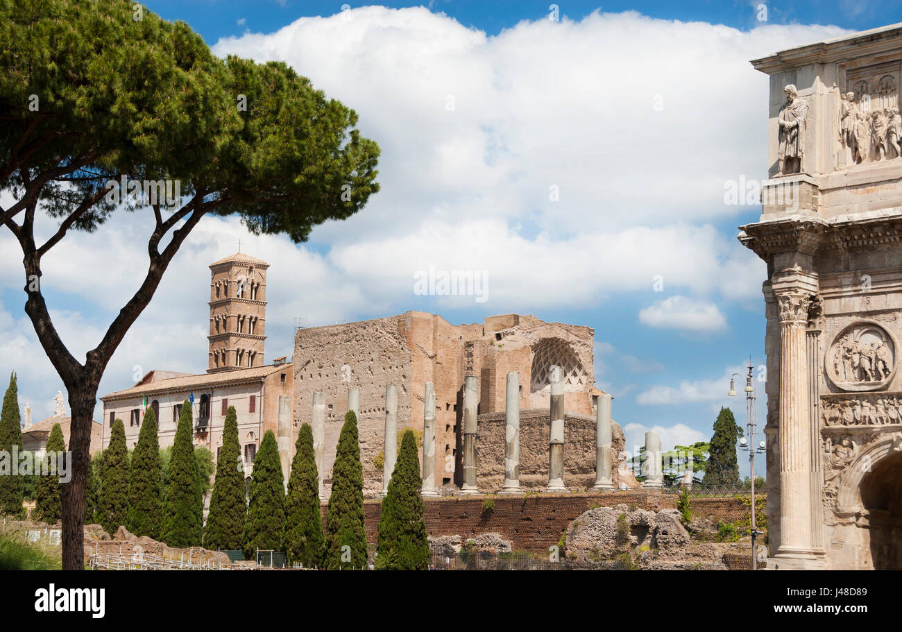 Temple of Venus and Roma ancient ruins in the center of Rome Stock ...