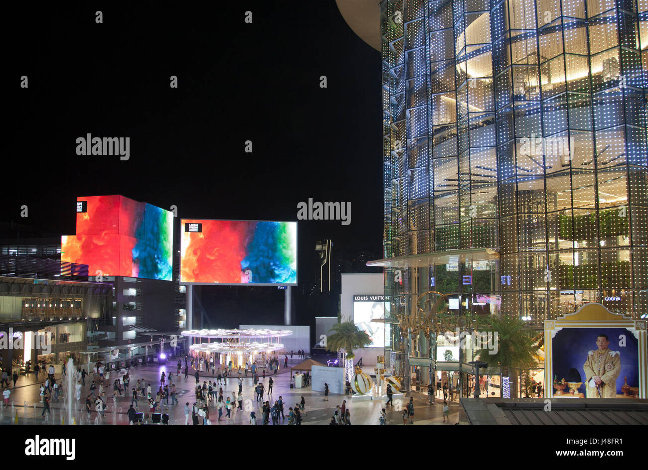Siam Paragon and Esplanade at Night in Bangkok in Thailand Stock Photo ...