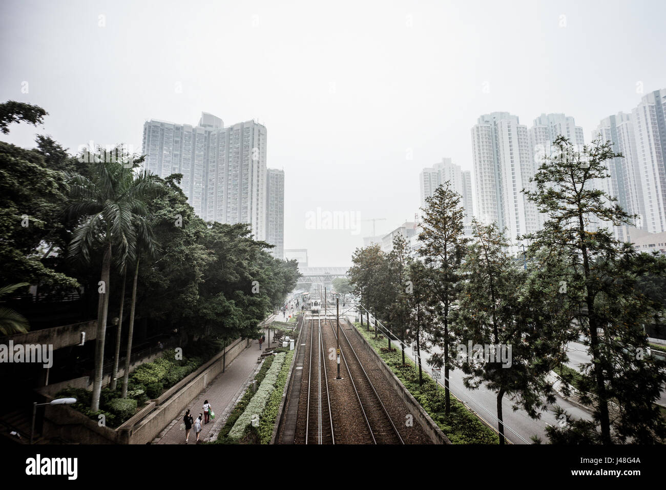 Hong Kong, China. 10th May, 2017. Very high levels of air pollution in ...