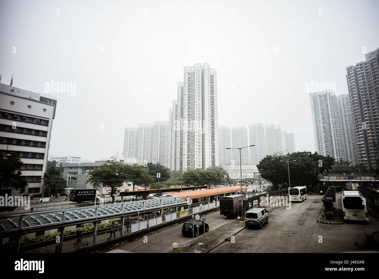 Hong Kong, China. 10th May, 2017. Very high levels of air pollution in ...