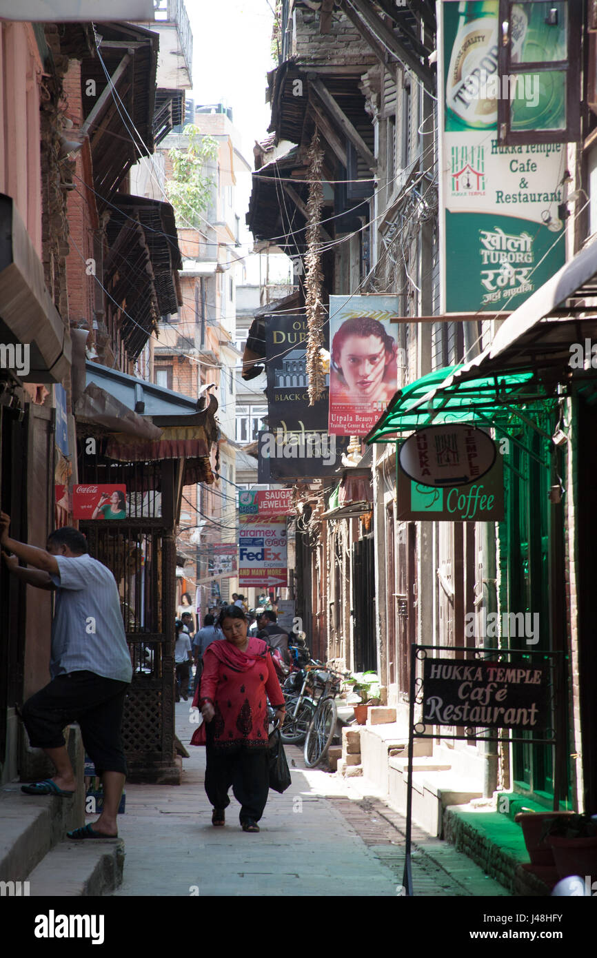 Road side shops hi-res stock photography and images - Alamy