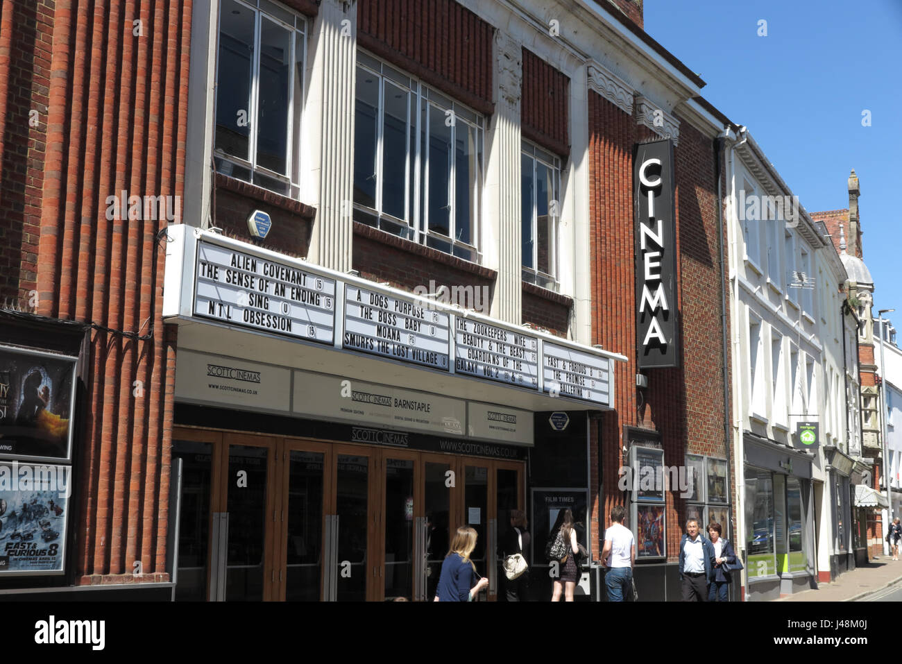 Scott Cinema High Resolution Stock Photography and Images - Alamy