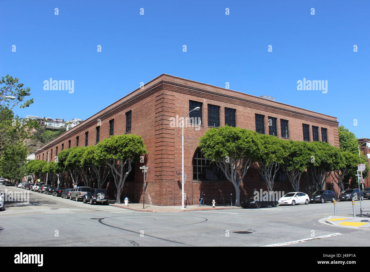 Waterfront warehouse hi-res stock photography and images - Alamy