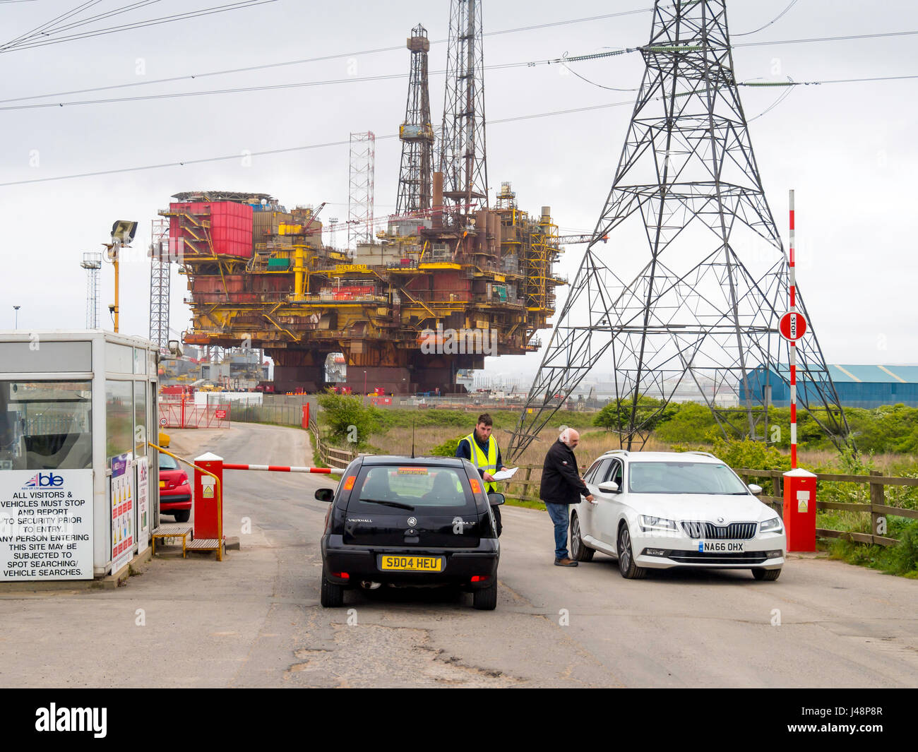 Security checks hi-res stock photography and images - Alamy
