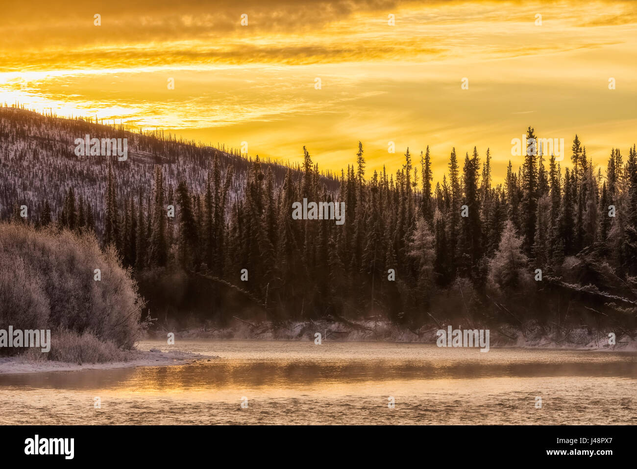 Sunrise over top of the Fishing Branch River in Ni'iinlii Njik (Fishing ...