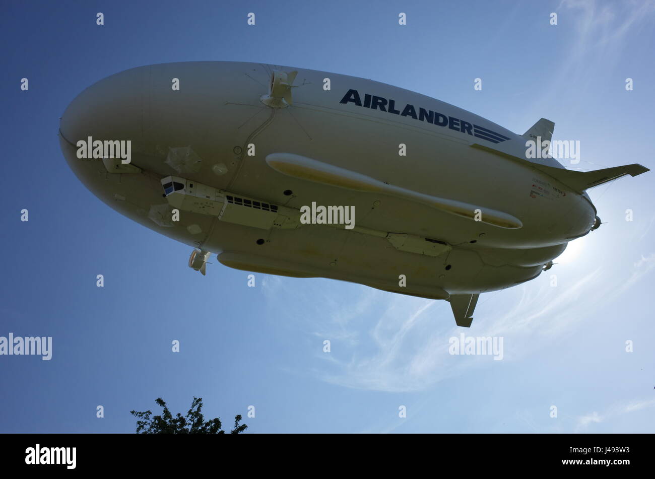 Bedfordshire UK, 10th May 2017. The Worlds largest Airship, the ...