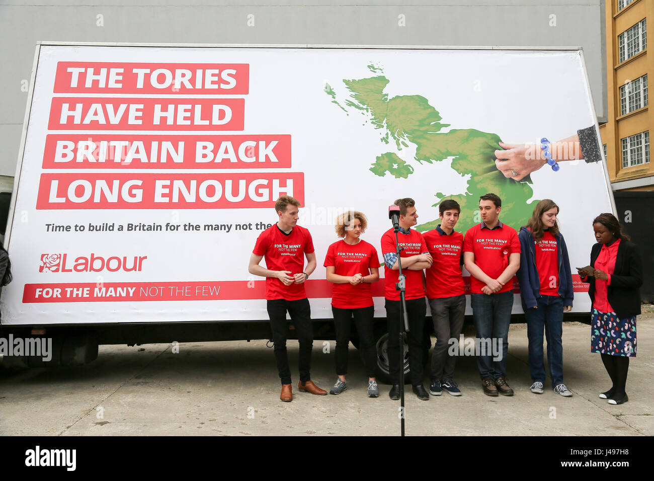 Labour party poster campaign launch hi-res stock photography and images ...