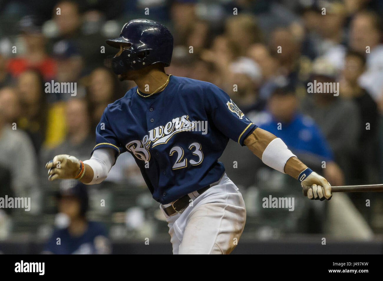 Milwaukee, WI, USA. 9th May, 2017. Milwaukee Brewers center fielder ...