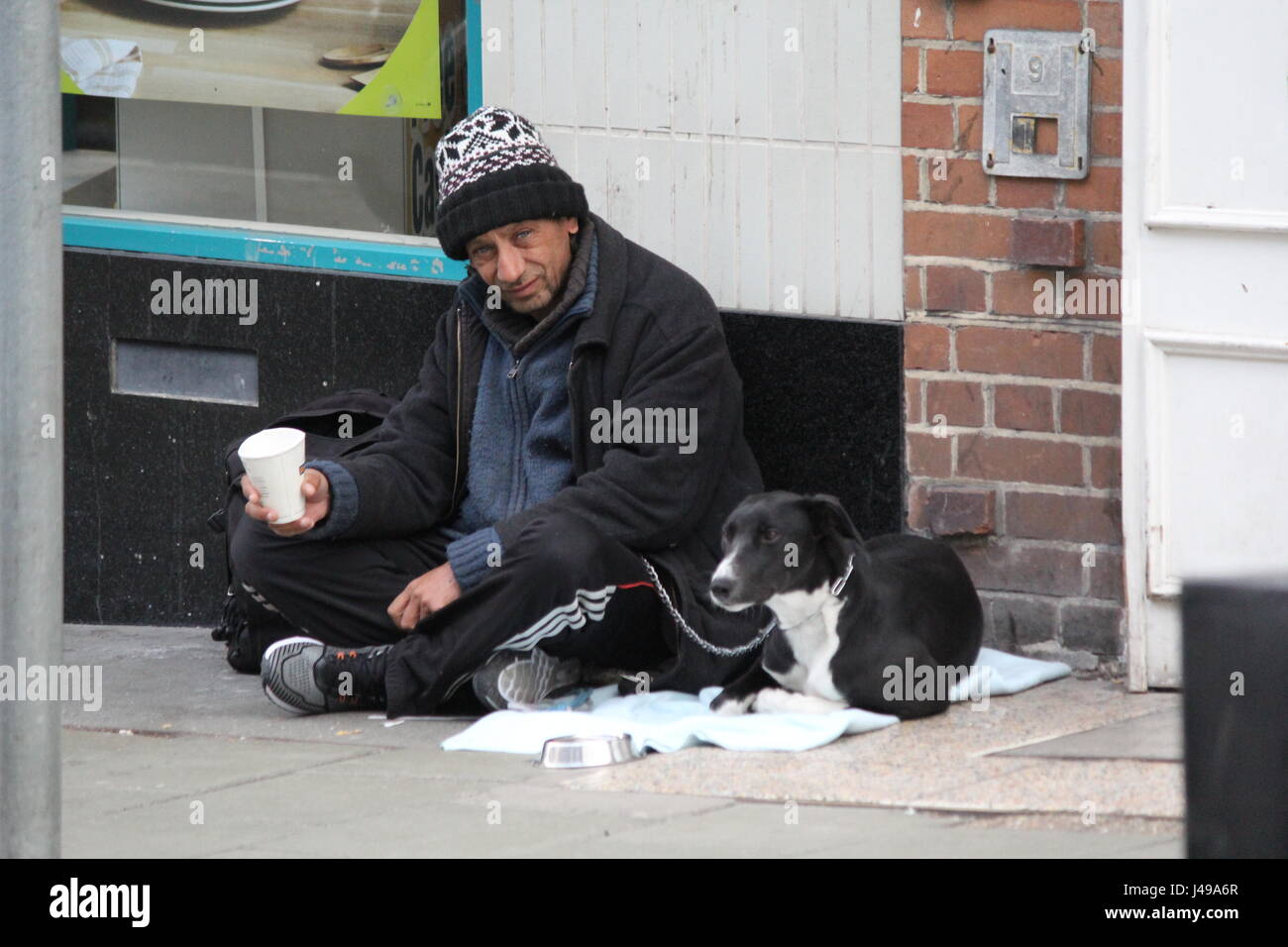 Begging gang hi-res stock photography and images - Alamy