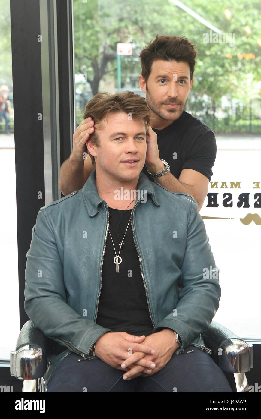 New York, NY, USA. 11th May, 2017. Old Spice & Actor Luke Hemsworth ...