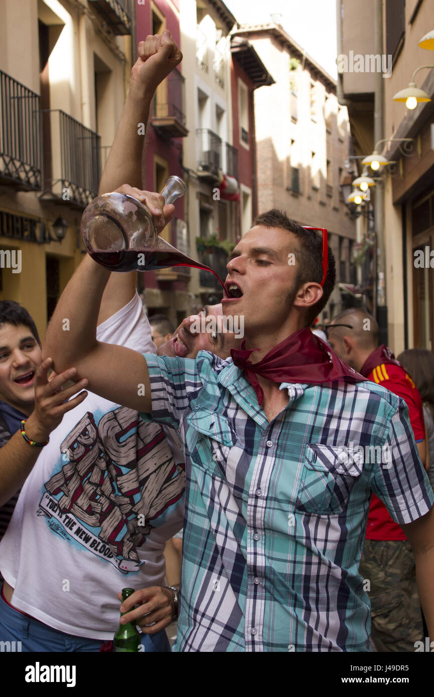 Rioja wine harvest festival hi-res stock photography and images - Alamy