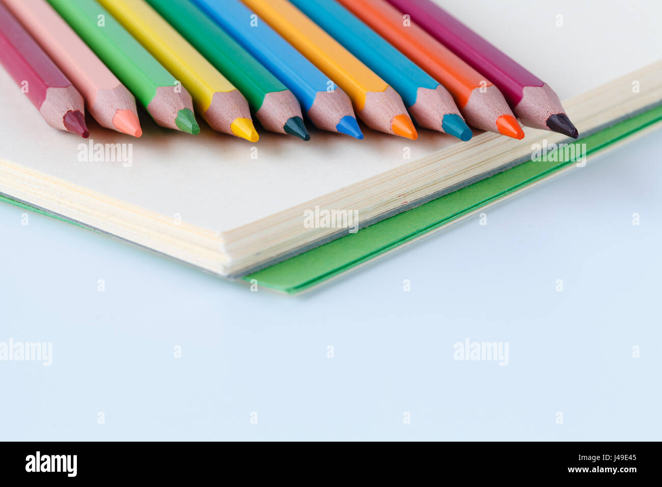 Row of color pencils Stock Photo - Alamy