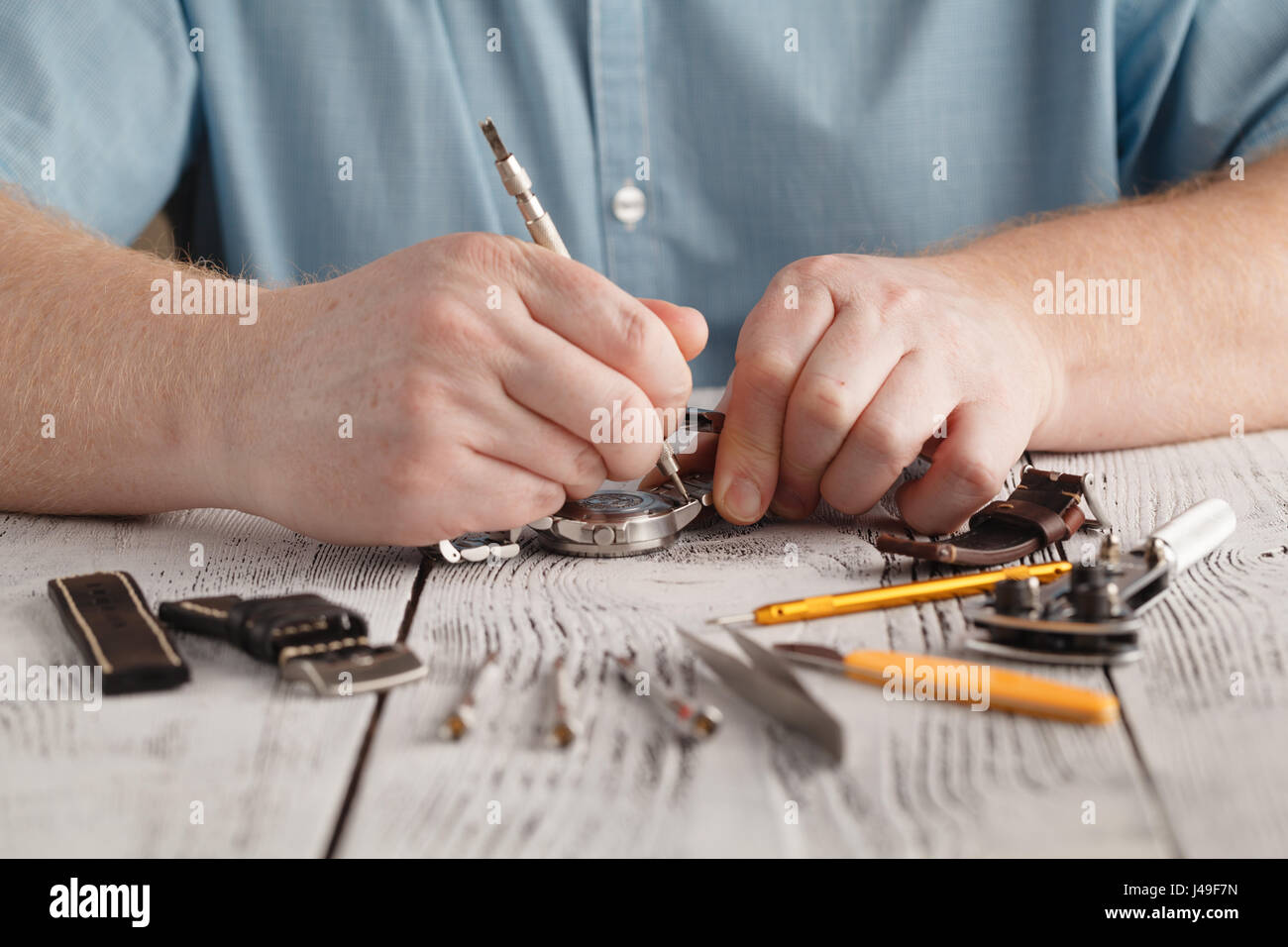 Pocket watch in male hand hi-res stock photography and images - Alamy