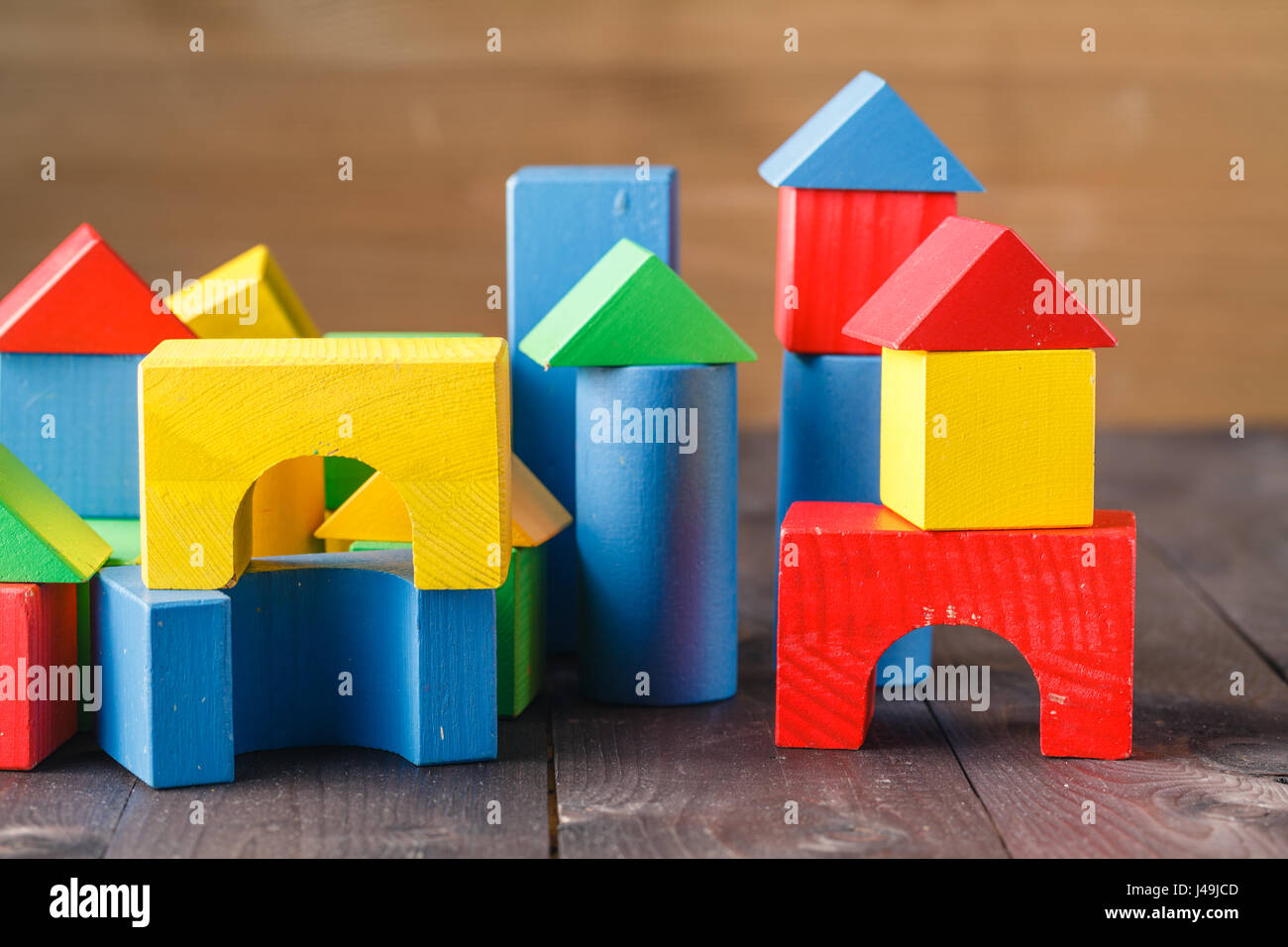 Vintage green building blocks hi-res stock photography and images - Alamy