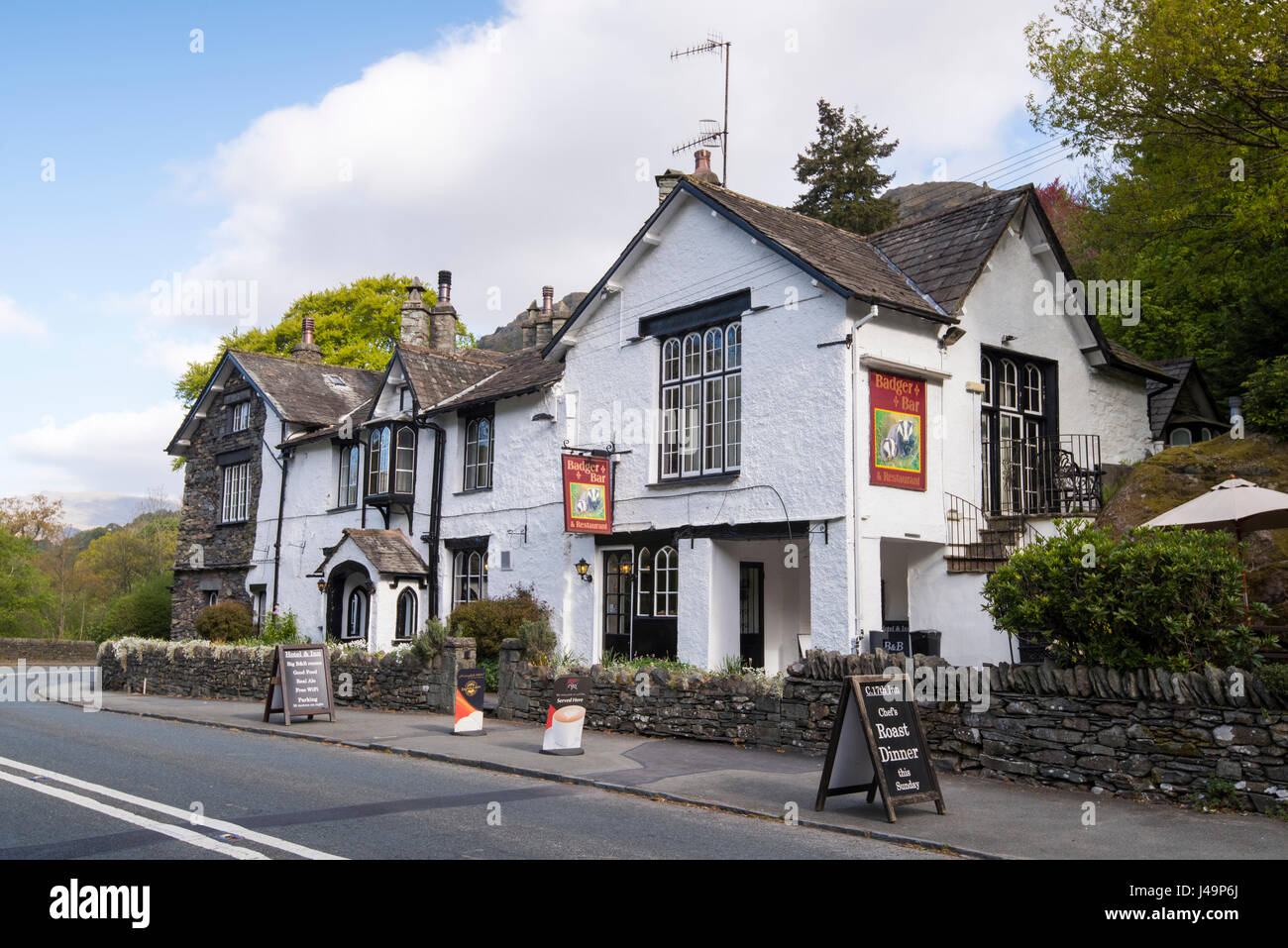 The Glen Rothay Hotel and Badger Bar in Rydal Village in the Lake ...