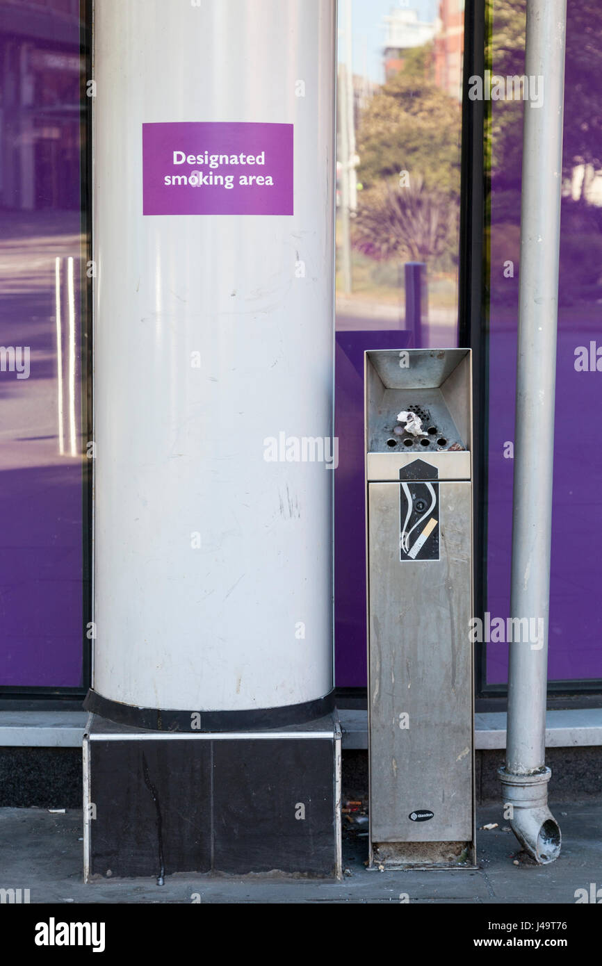 Cigarette disposal bin hi-res stock photography and images - Alamy