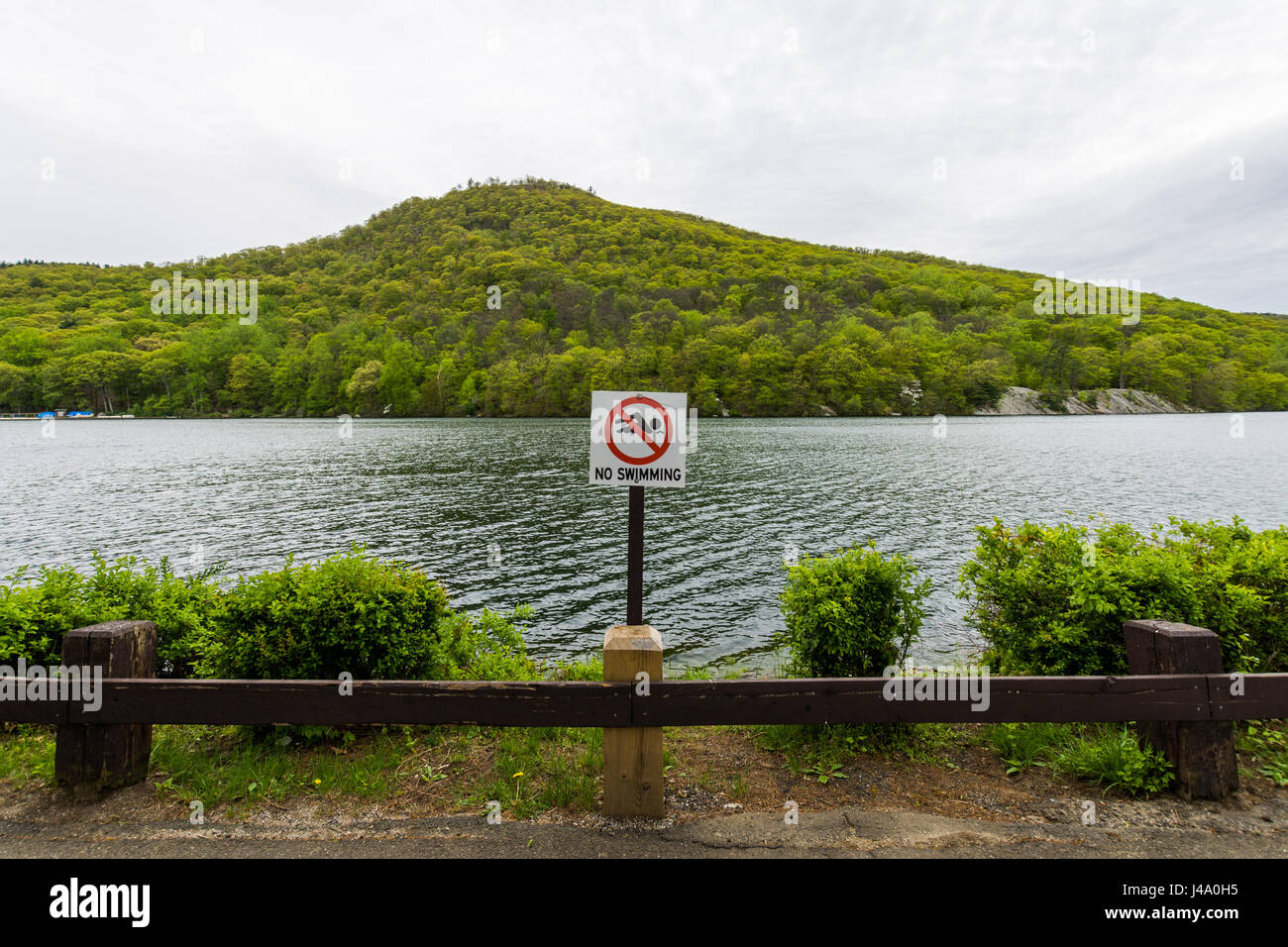 Hessian Lake in Bear Mountain in Upstate New York Stock Photo - Alamy