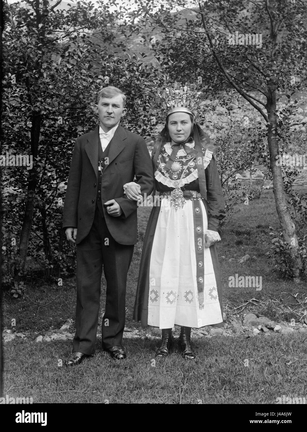 This artwork by Paul Stang features a bride and groom, capturing the ...