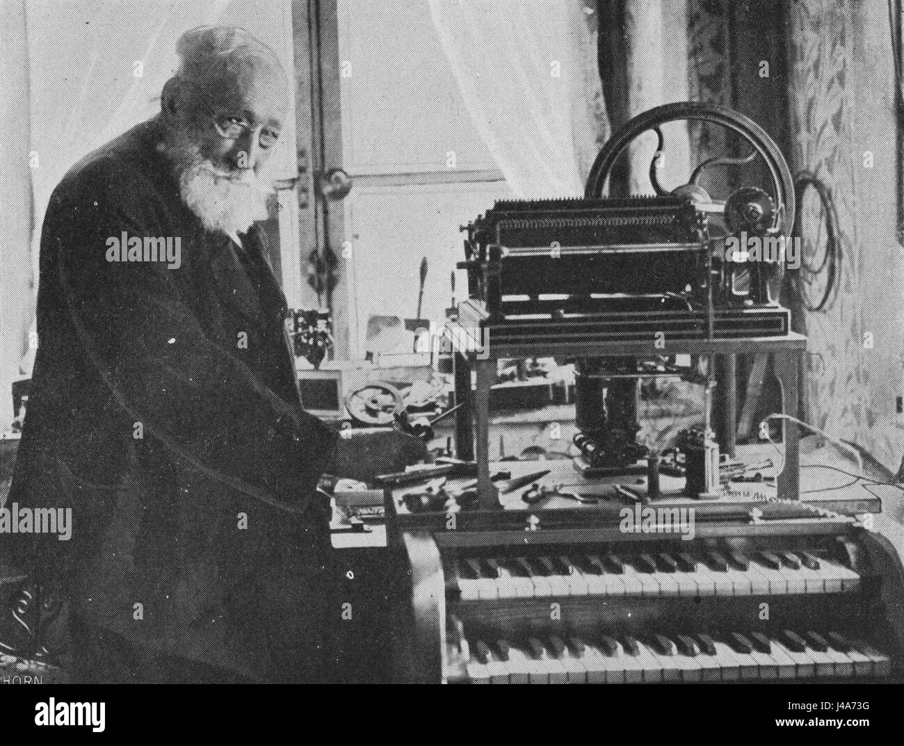 Star valor medal Black and White Stock Photos & Images - Alamy