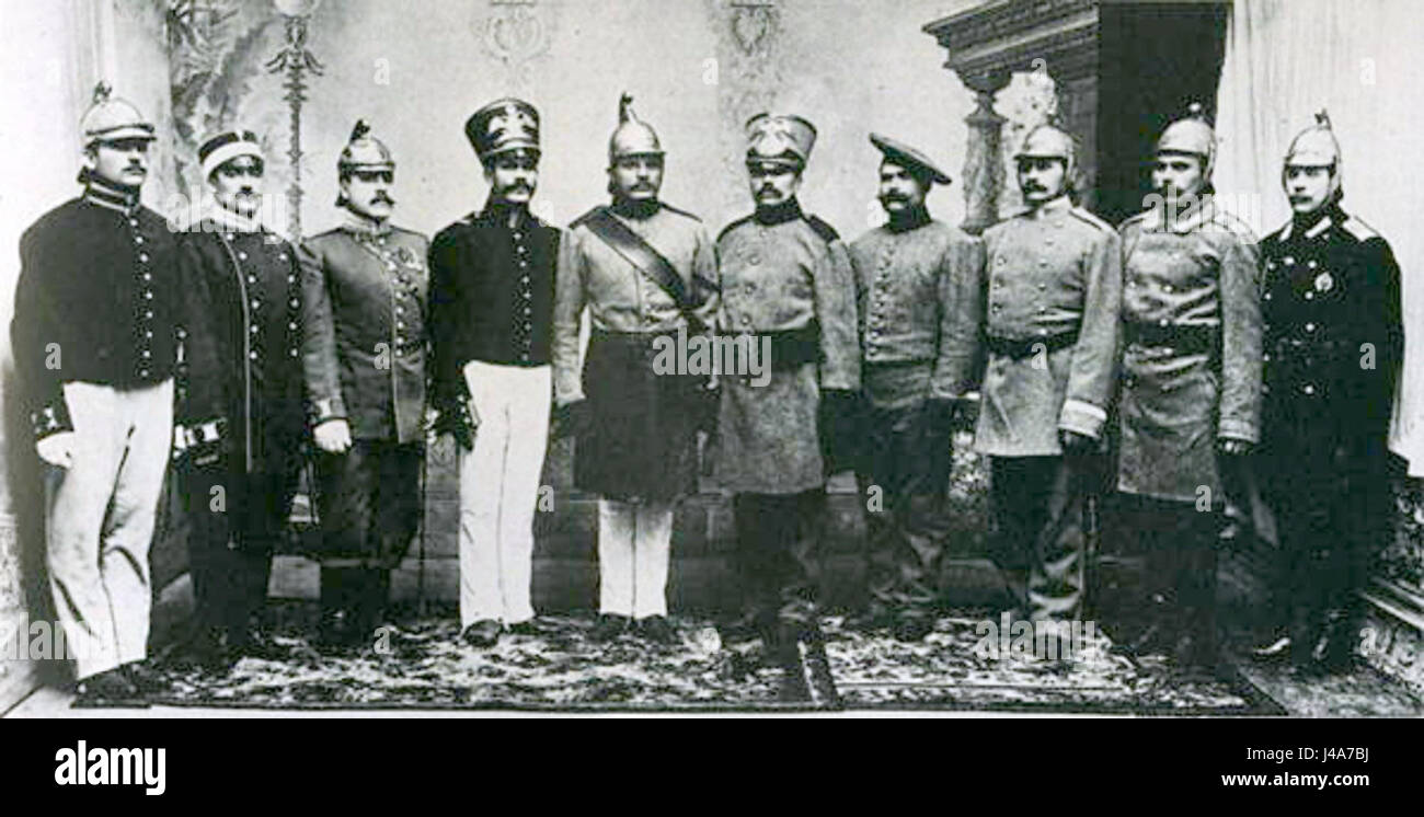 Early 1900s firemen hi-res stock photography and images - Alamy
