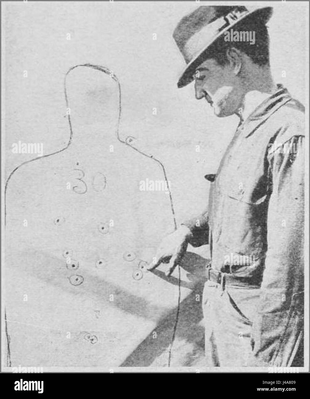 Accuracy target Black and White Stock Photos & Images - Alamy