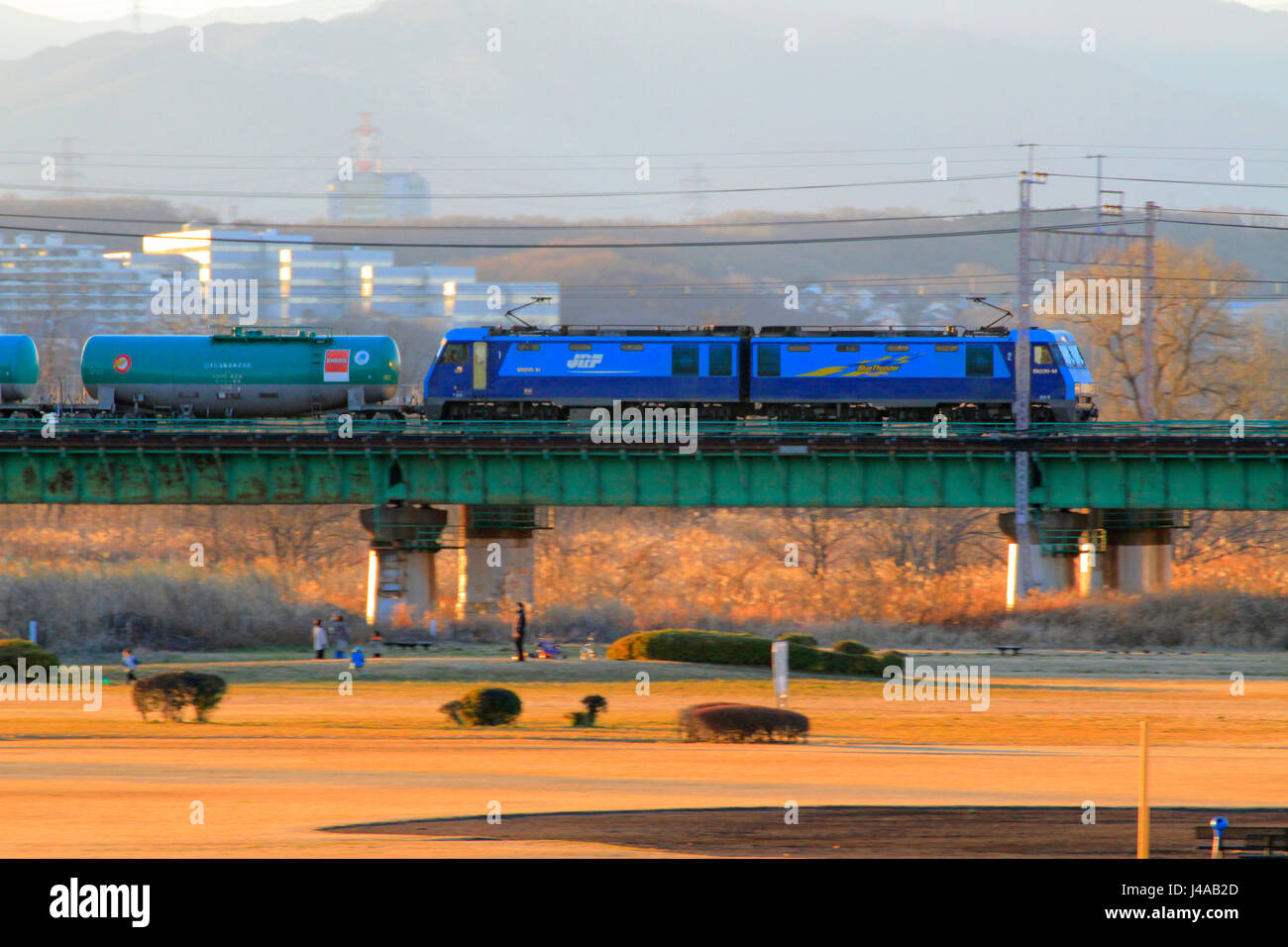 Japanese railway bridge tokyo hi-res stock photography and images - Alamy