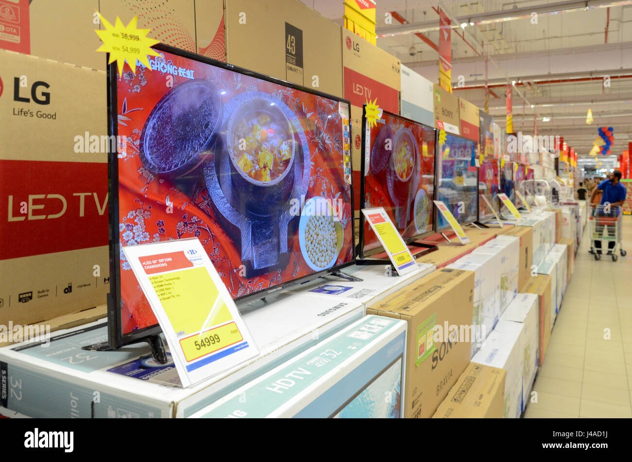 Large Screen Televisions in Supermarket, Emporium Mall, Lahore Pakistan ...