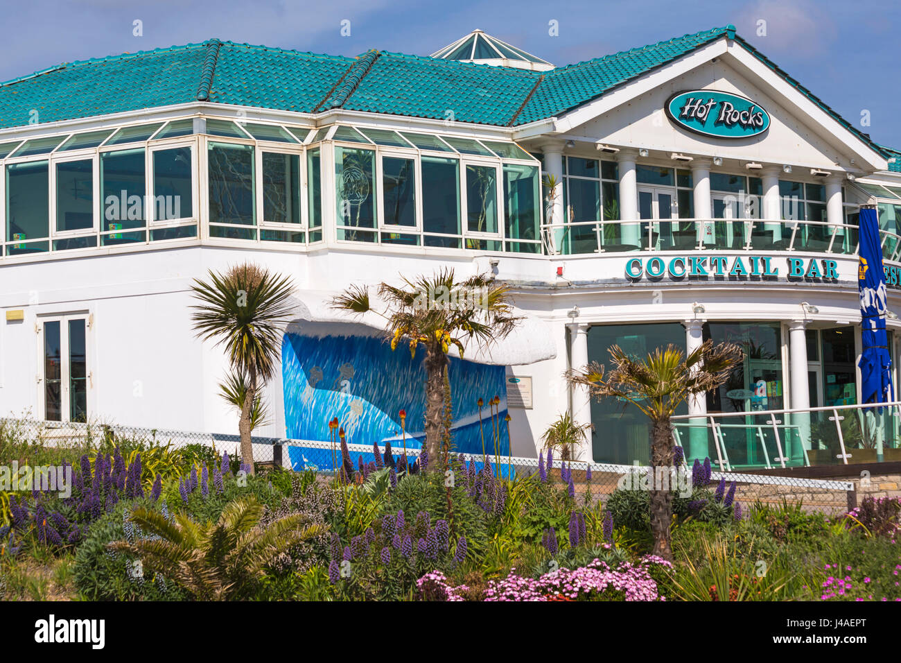 Hot Rocks Cocktail Bar and Restaurant at Pier Approach, Bournemouth ...