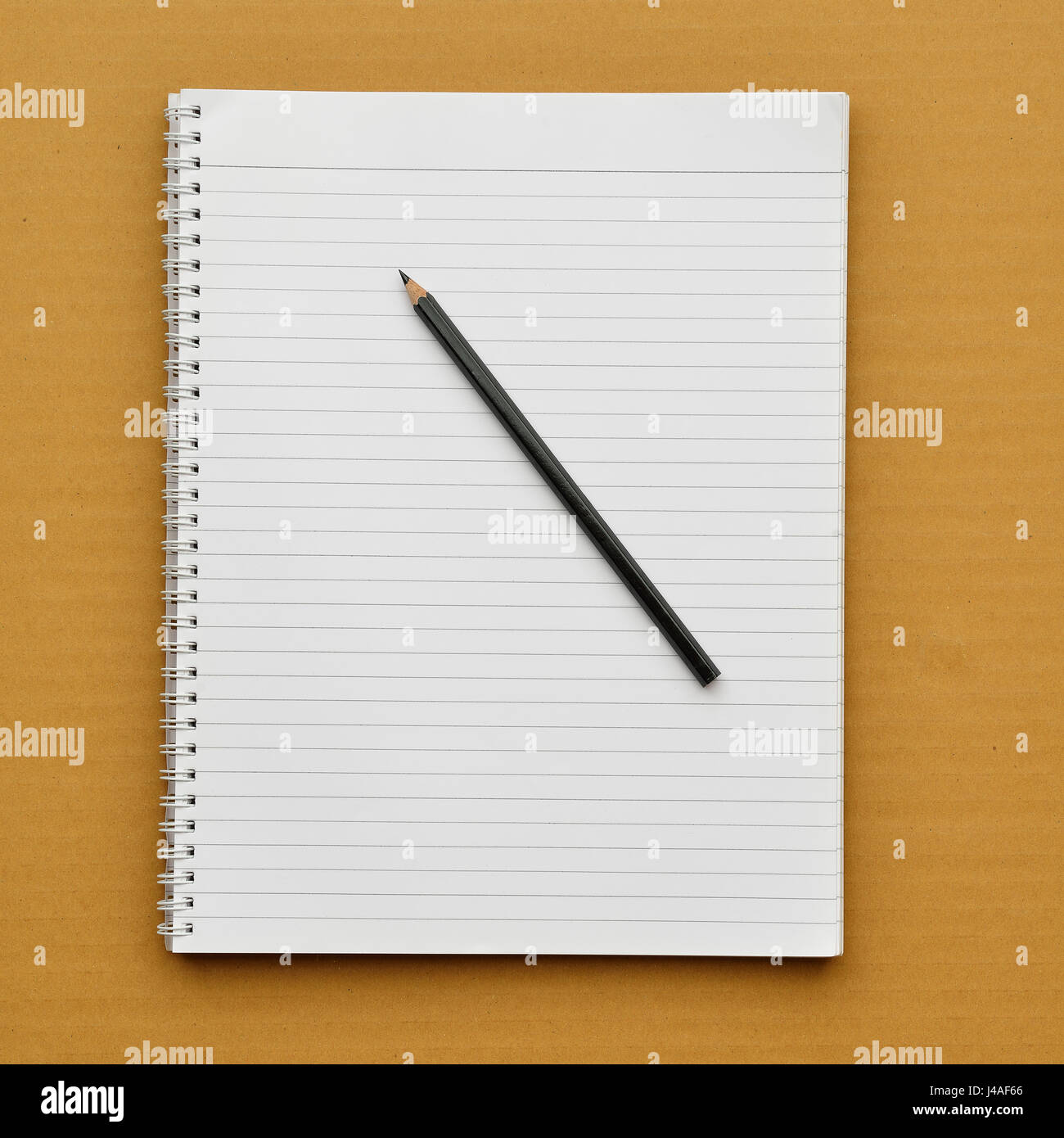 Cardboard note hi-res stock photography and images - Alamy