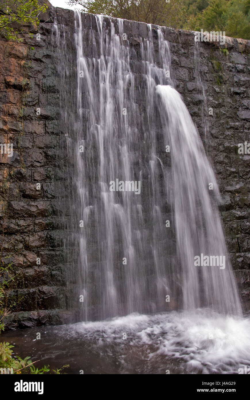 Concrete blocks holes hi-res stock photography and images - Alamy