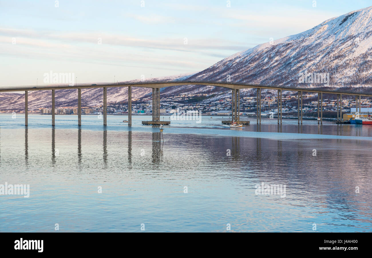 Tromsø bridge (Tromsøbrua) over Tromsøysundet, in the city of Tromsø ...