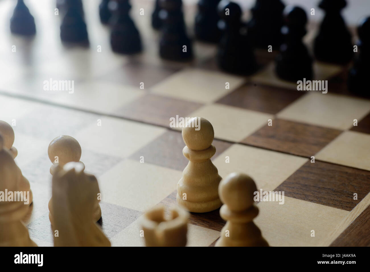 Chessboard checkmate hi-res stock photography and images - Alamy