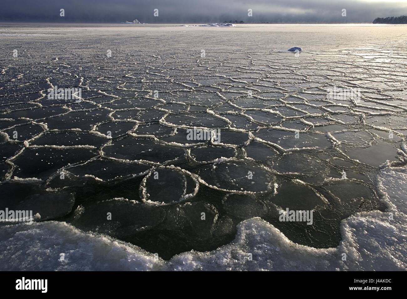 Freezing city hi-res stock photography and images - Alamy