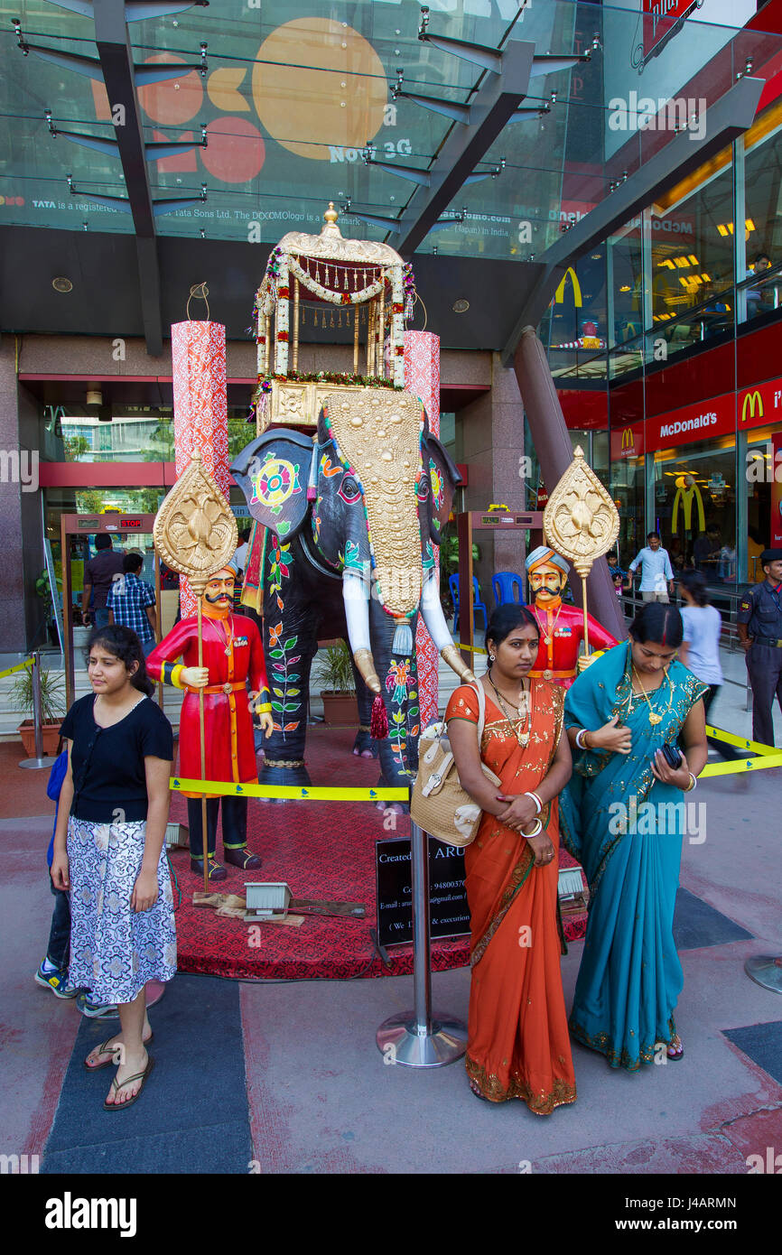 Indian people visiting The Forum, a popular shopping mall at Hosur Road ...