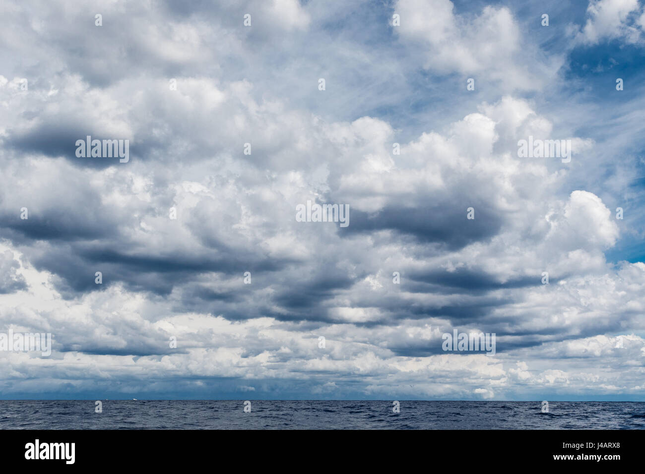 SKY WITH CLOUDS Stock Photo - Alamy