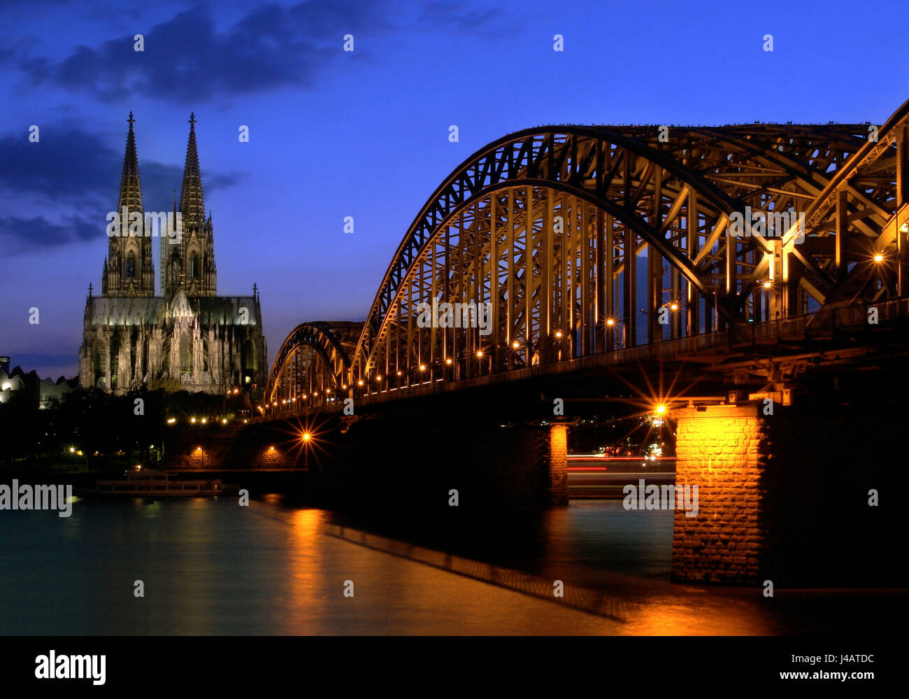 cologne bridge 3 Stock Photo - Alamy