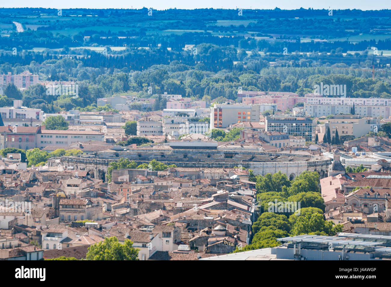 Nimes old buildings hi-res stock photography and images - Alamy