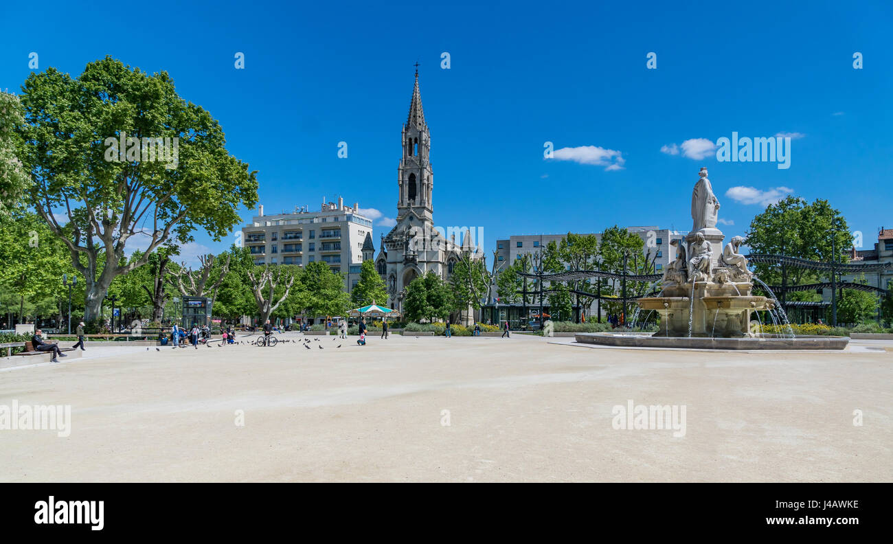 Nimes old city hi-res stock photography and images - Alamy