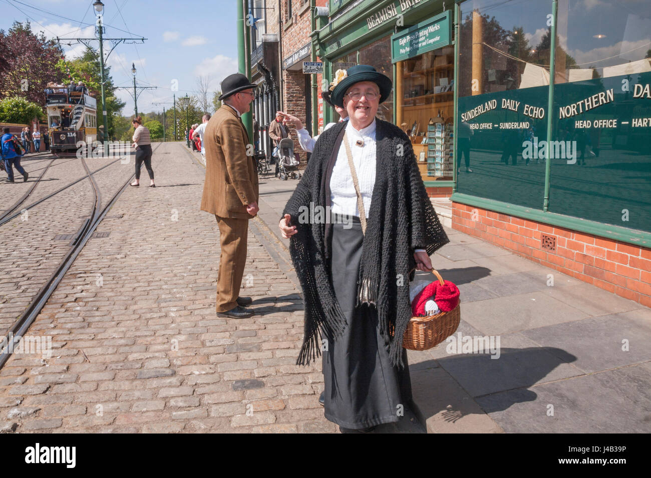 Olden days hi-res stock photography and images - Alamy