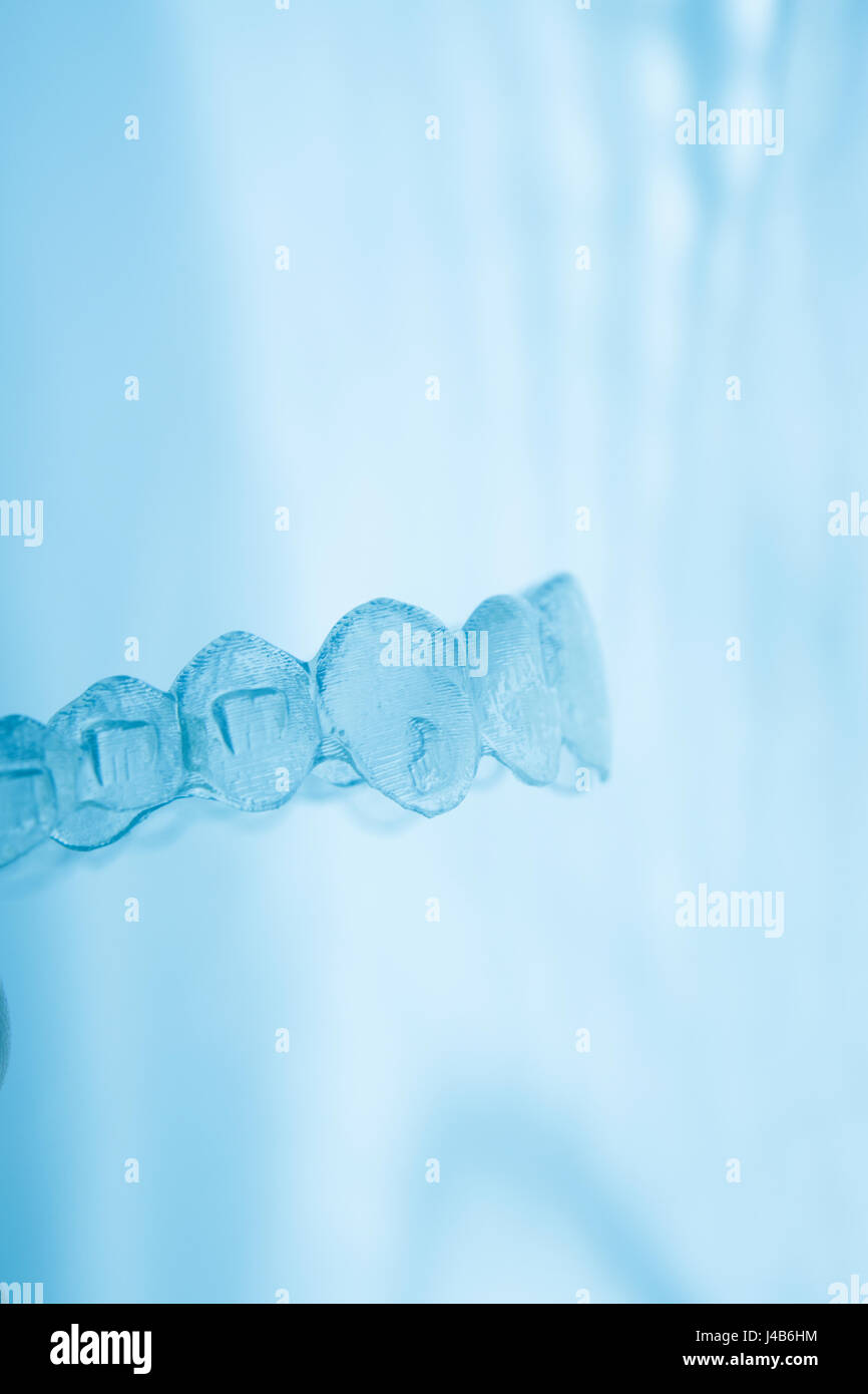 Invisible orthodontics cosmetic brackets tooth aligners plastic braces ...