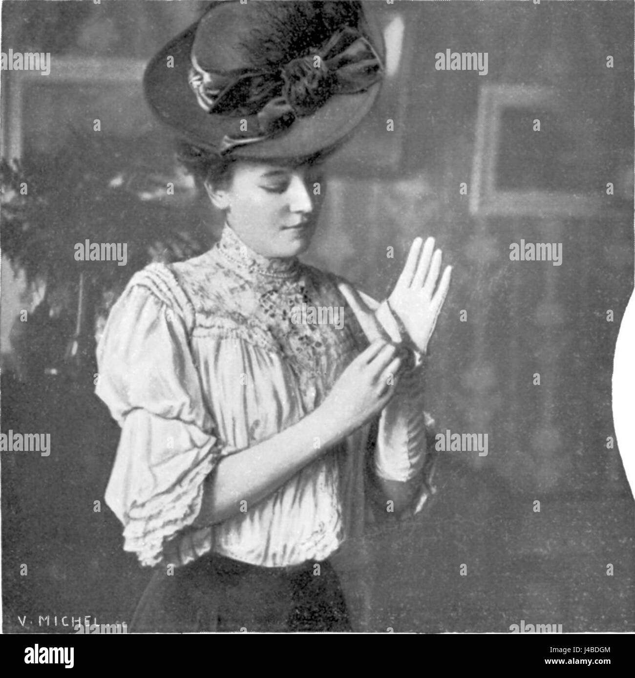 POSITION CORRECTELes quatre Stock Photo - Alamy