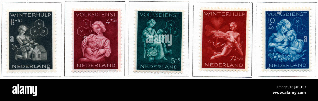 This is a series of Dutch postage stamps, identified by numbers 423 and ...