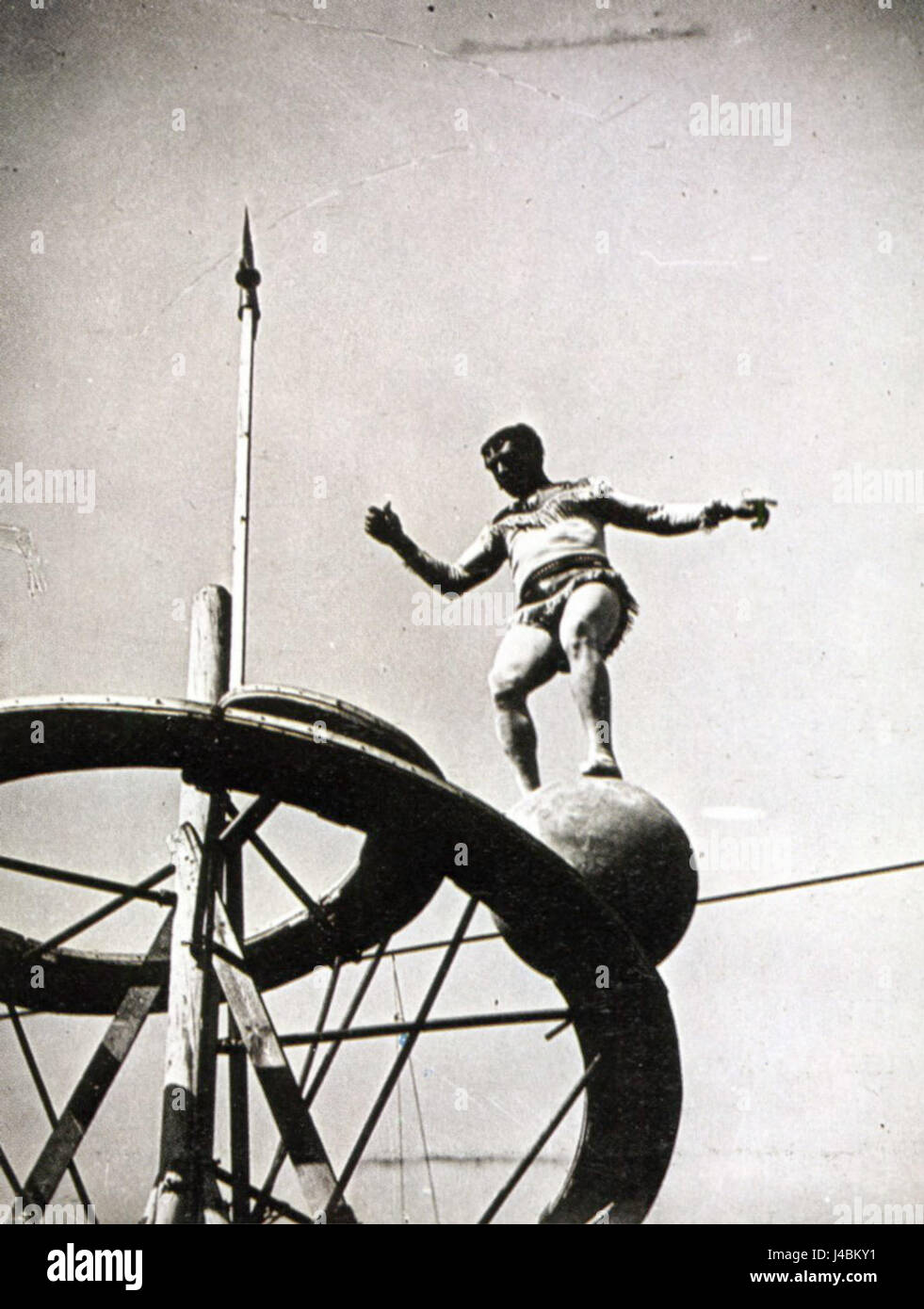 Equilibrista hi-res stock photography and images - Alamy