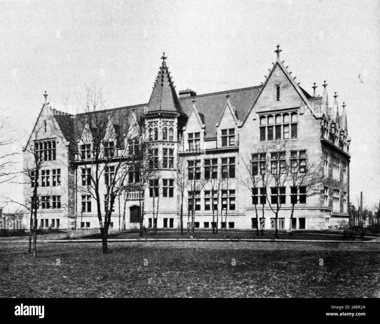 The Kent Chemical Laboratory, featured in Popular Science Monthly (PSM ...