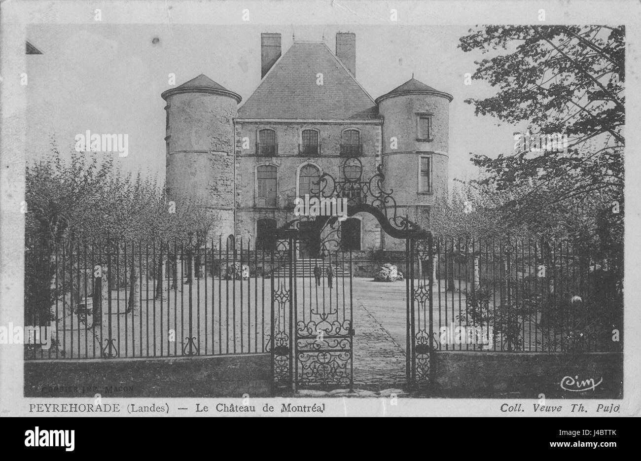 The Chateau de Montreal in Peyrehorade, a historical French building ...