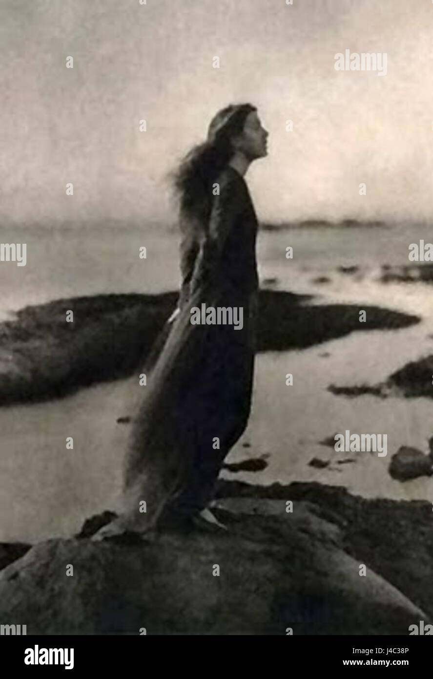 Rose pastor stokes by clarence h white 1909 Stock Photo - Alamy