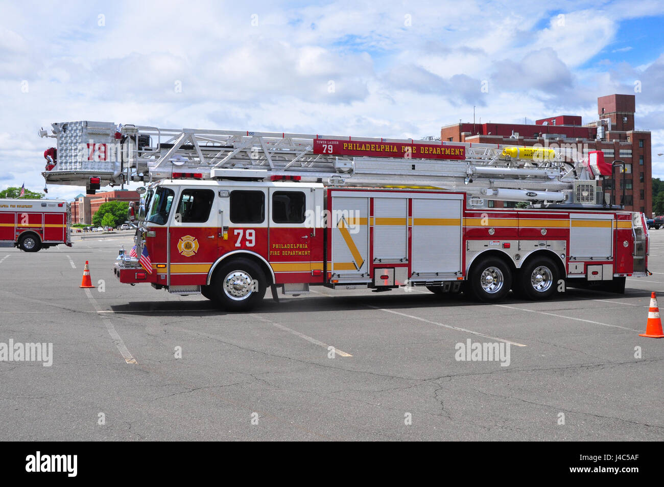 Philadelphia Fire Department Tower Ladder 79 Stock Photo - Alamy