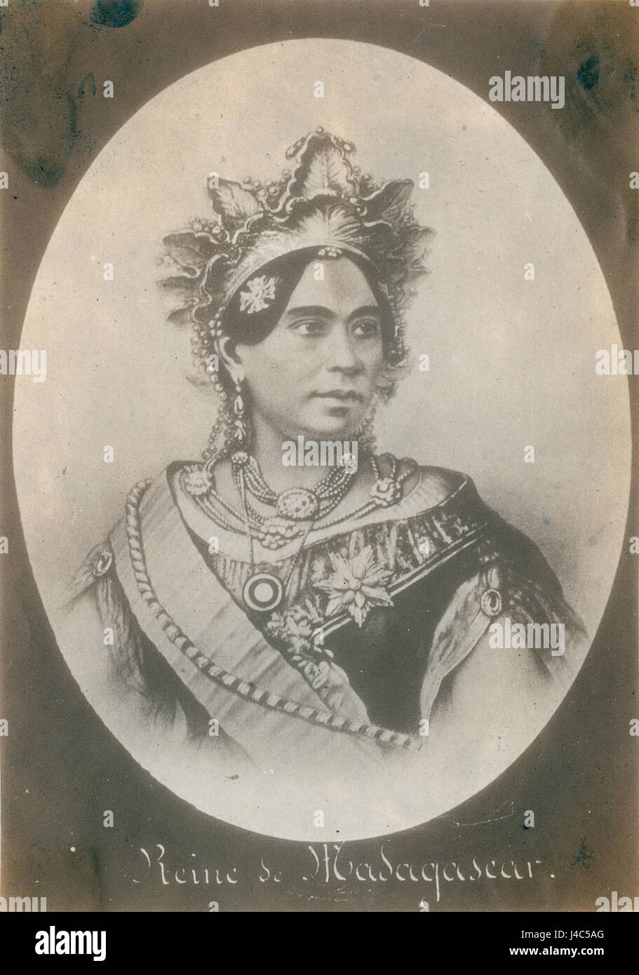 Reine de Madagascar (USC) refers to the Queen of Madagascar, possibly a ...