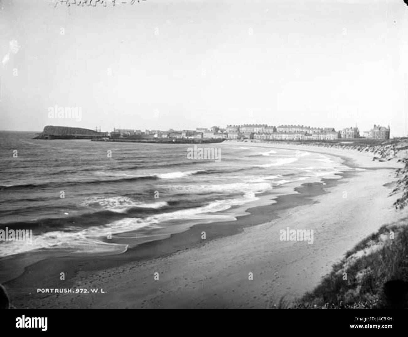 Cliffs in northern ireland Black and White Stock Photos & Images - Alamy